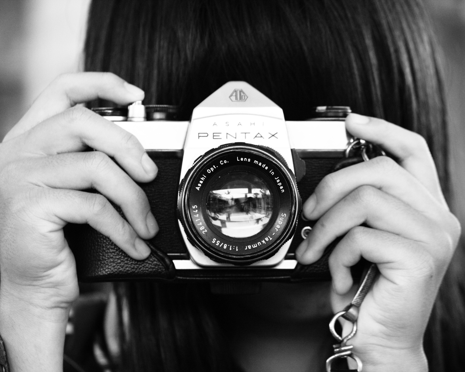 The Basics of Portrait Photography - Shoot Bright Photo